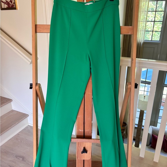 Alice + Olivia | Pants & Jumpsuits | Alice Olivia Vibrant Green Flare ...